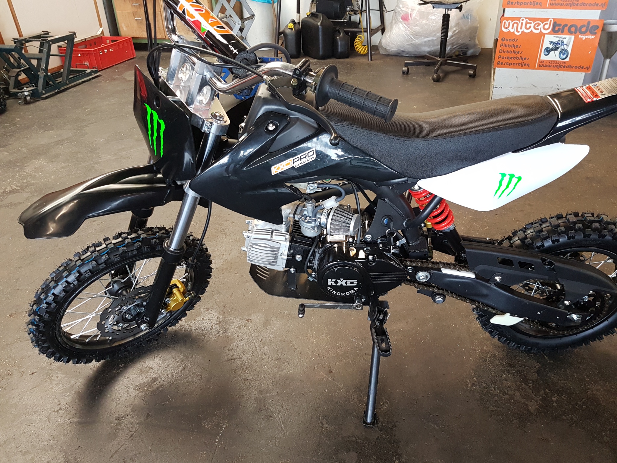 Kxd Pro Pitbike 607A - United Trade Nederland